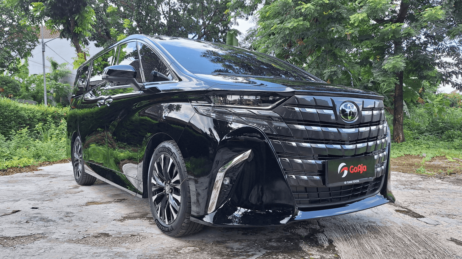 7 Rekomendasi Mobil Operasional untuk Direksi Perusahaan - GoAja